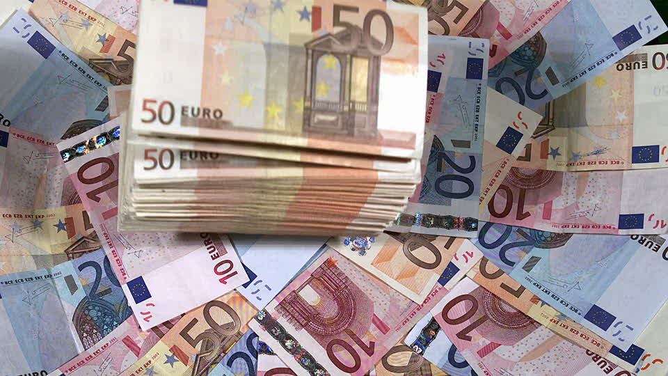 983706158 billet de 10 euros billet de 20 euros billet de 50 euros 983706158 billet de 10 euros billet de 20 euros billet de 50 euros